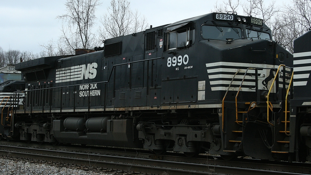 NS 8990